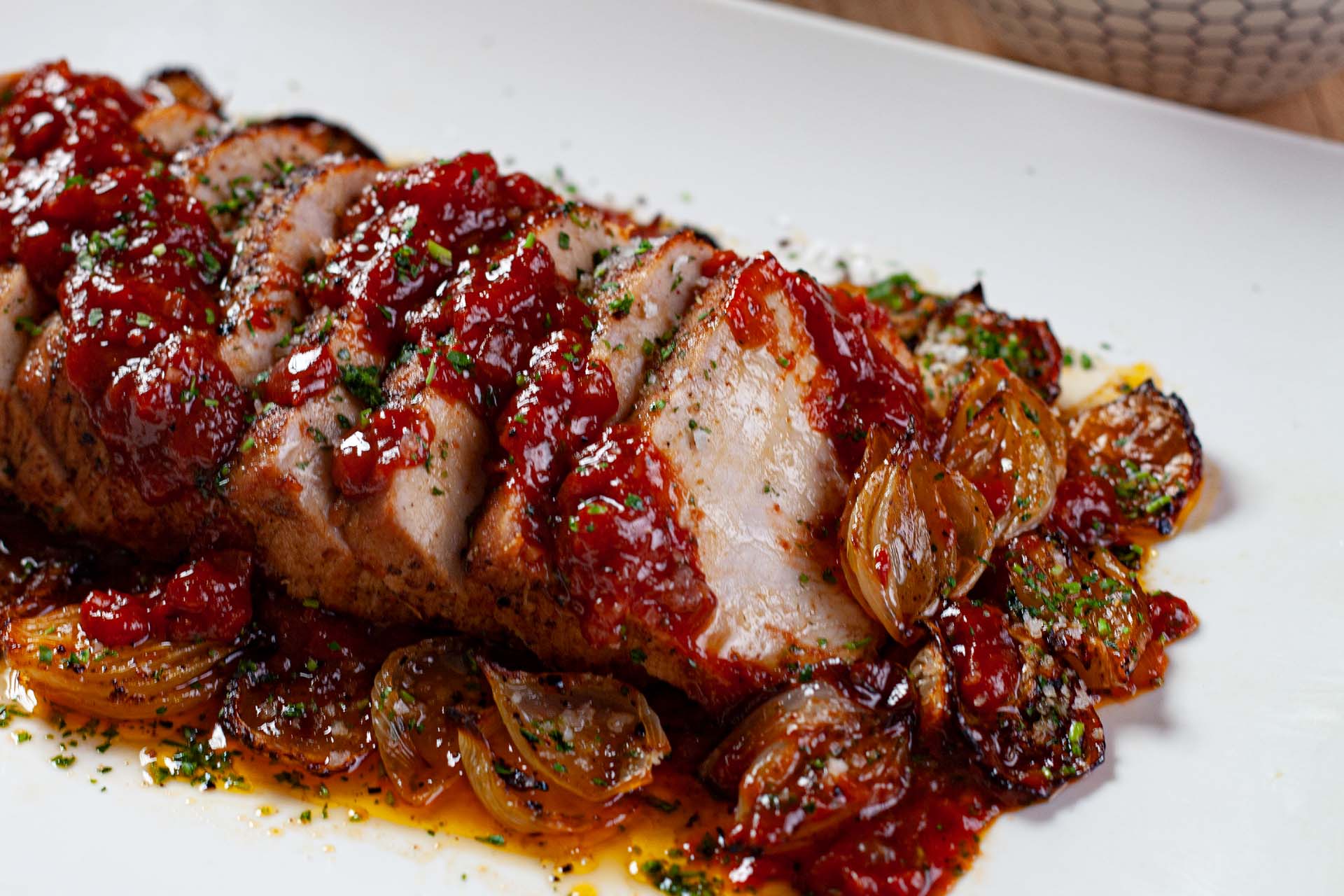 Lombo suíno com barbecue de goiabada